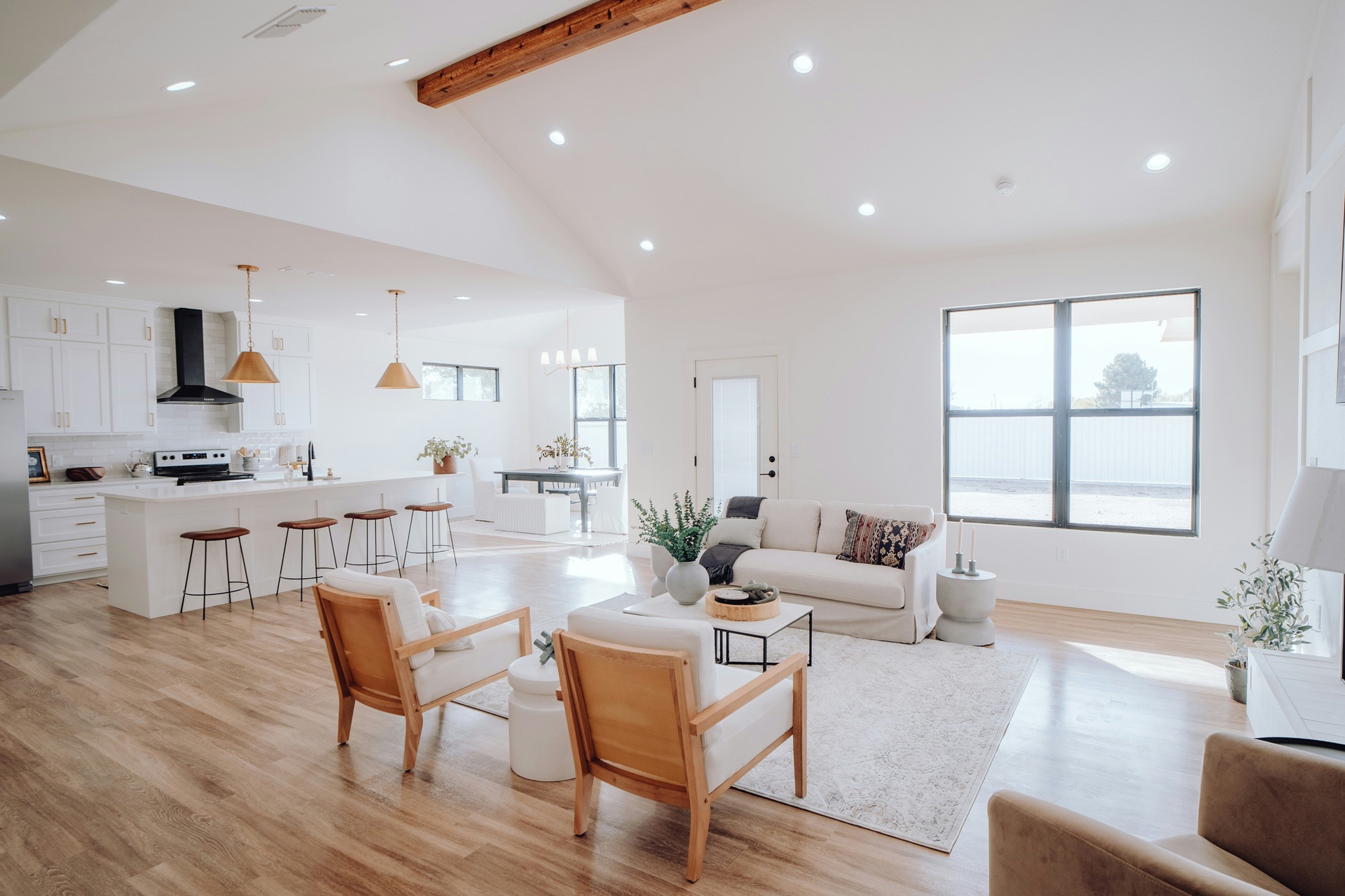 Diseño de interiores: consejos para integrar cocina, comedor y salón